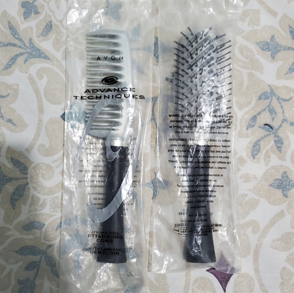 Avon | Hair | 20 Avon Advance Technique Detangling Hair Comb Vent Brush ...